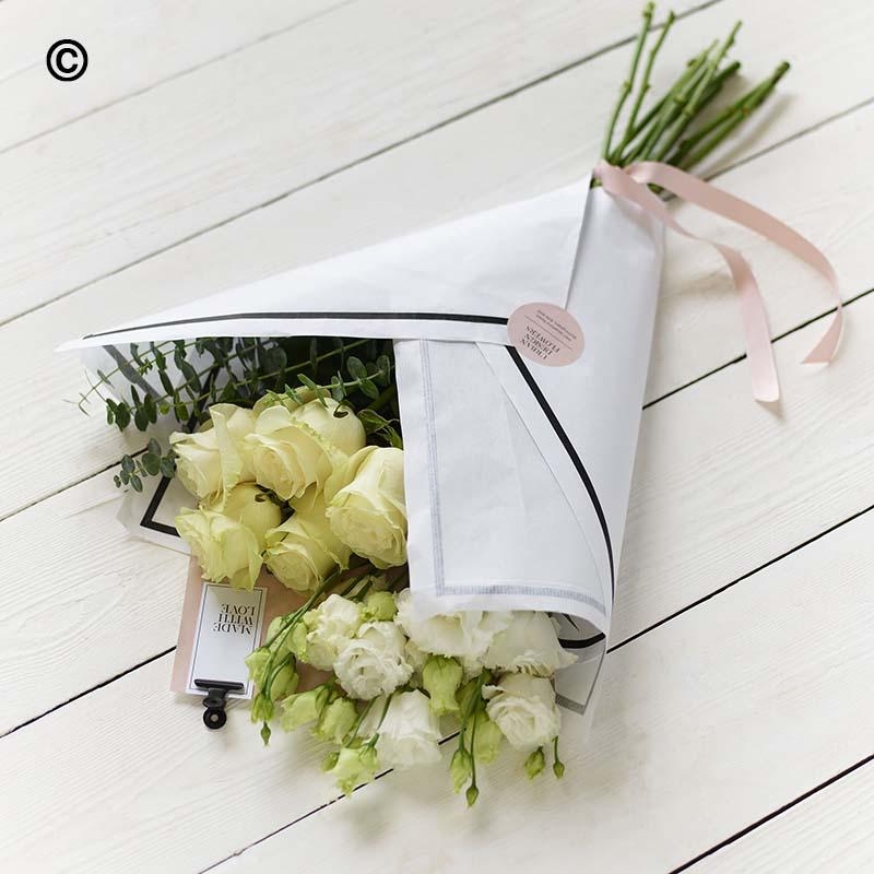 Beautifully Simple flowers – buy online or call 0161 633 5842